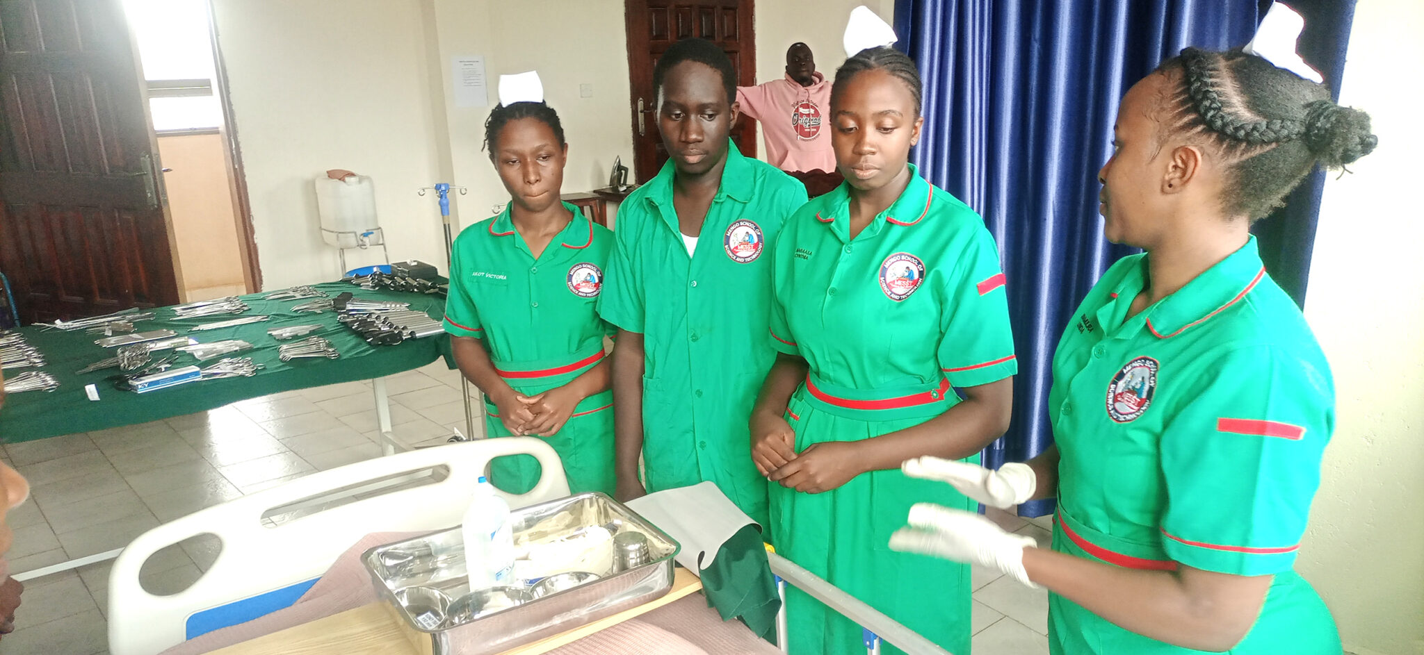 MENGO SCHOOL OF SCIENCE AND TECHNOLOGY – Lenen und dienen